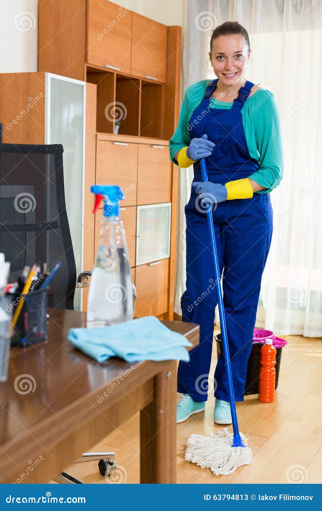 Professional Cleaner Cleaning the Office Stock Image - Image of ...
