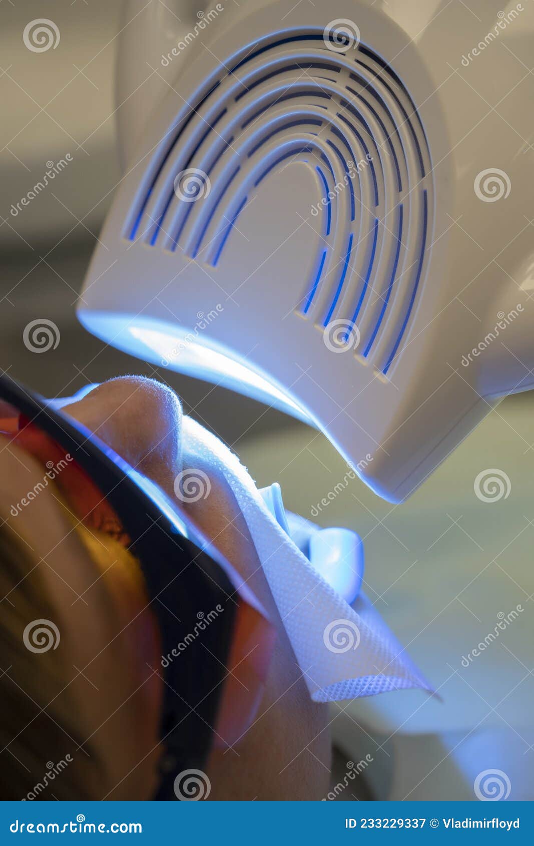 Professional Cold Blue Light Dental Whitening Unit Stock Image - Image ...