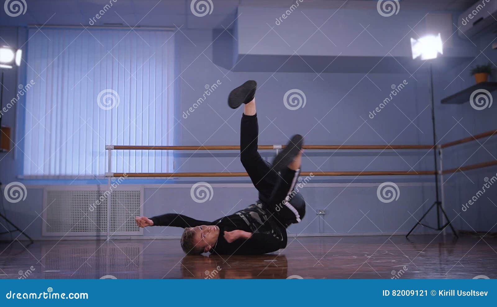 Professional Dancer Performs Unrealistically Heavy Dance Moves on the ...