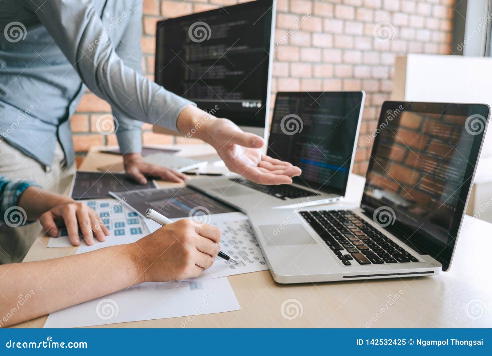 Professional Developer Programmer Cooperation Meeting and Brainstorming and Programming in ...