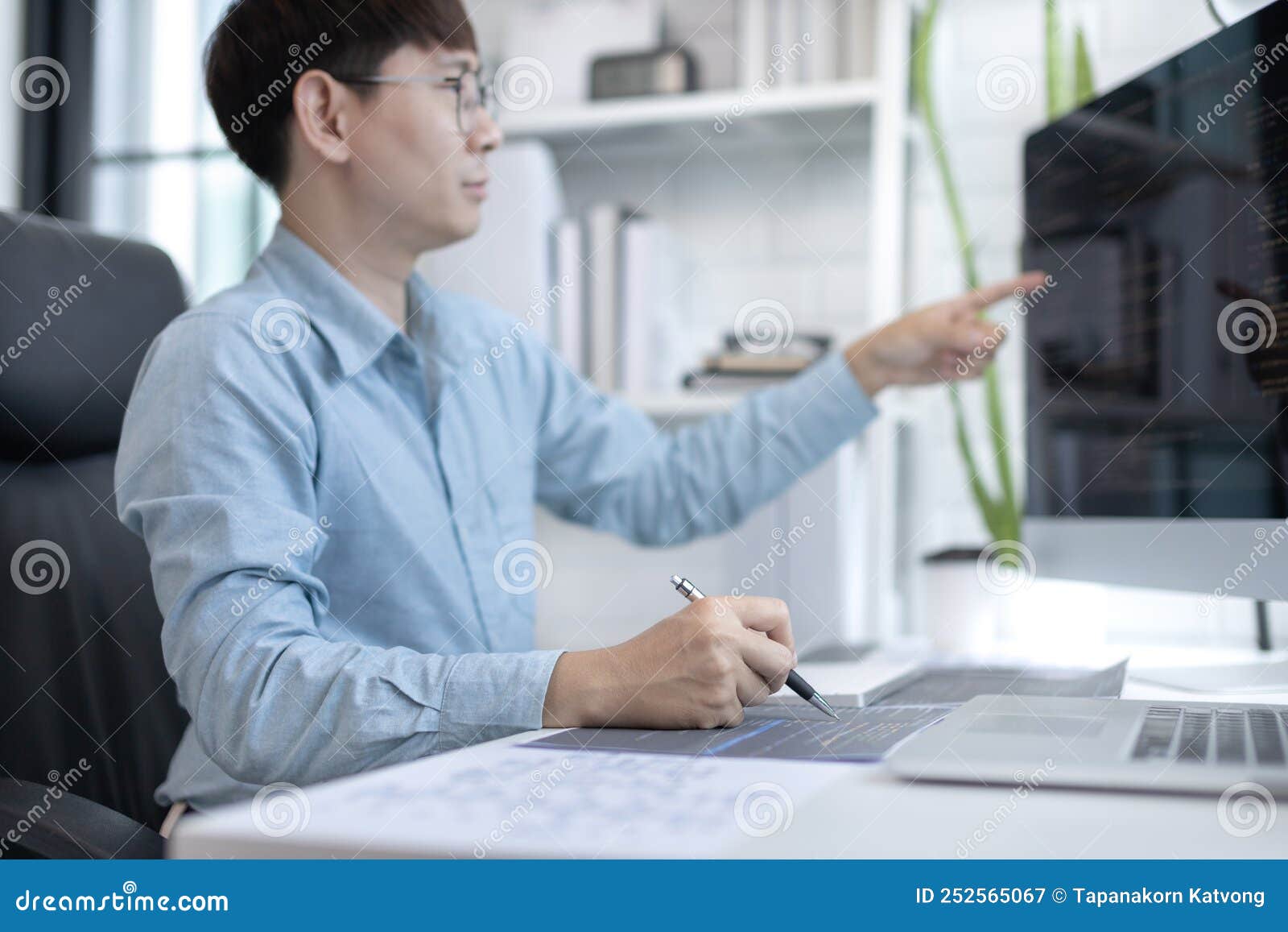 Professional Development Programmers are Laying Out a Structure or ...