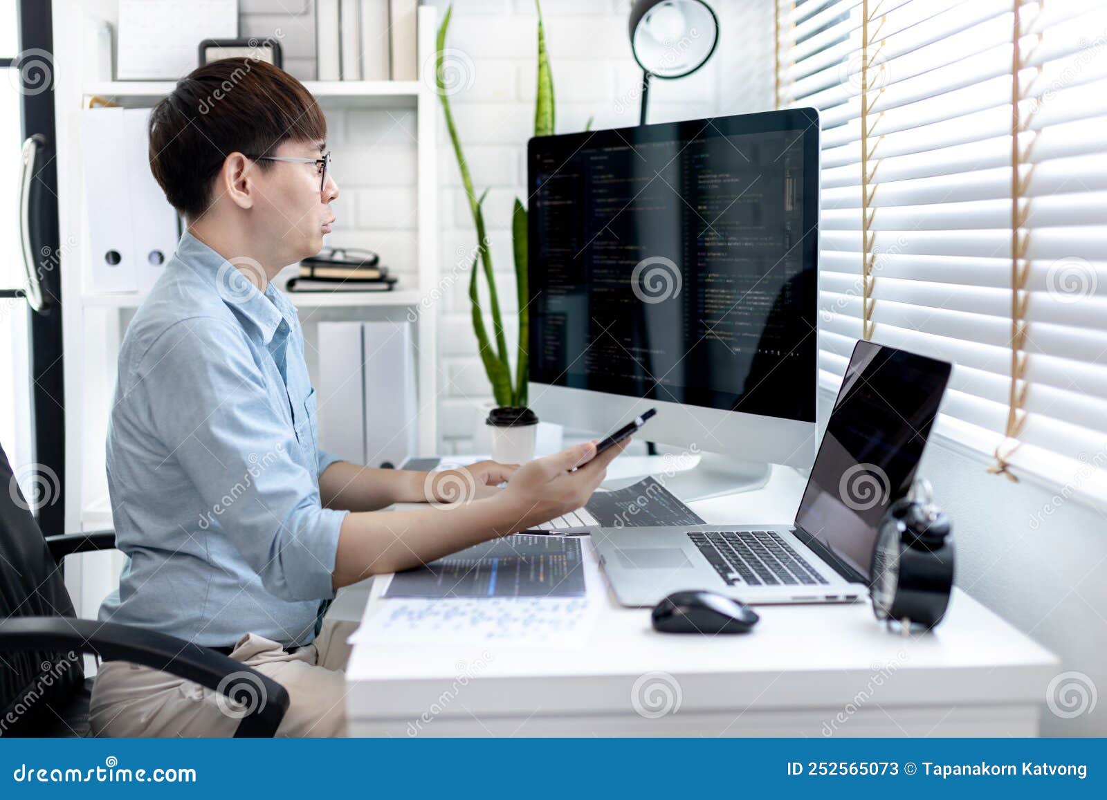 Professional Development Programmers are Using Mobile Phones To Test ...