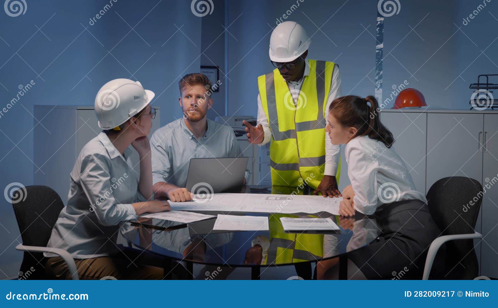 Professional Engineer Team Meeting and Working on Project at Modern ...