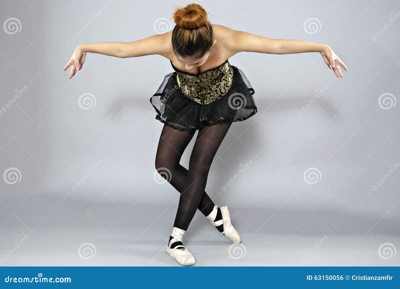 Professional Female Ballet Dancer Stock Photo - Image of artist, cute ...