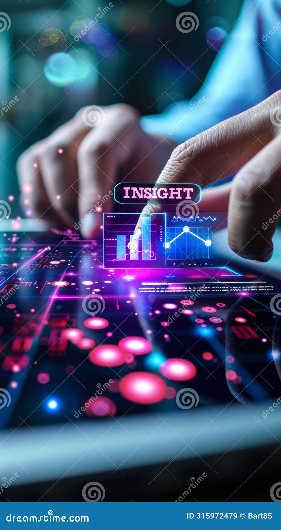 Business Insight Light Bulb With Brain, A Symbol Of Innovative Thinking ...