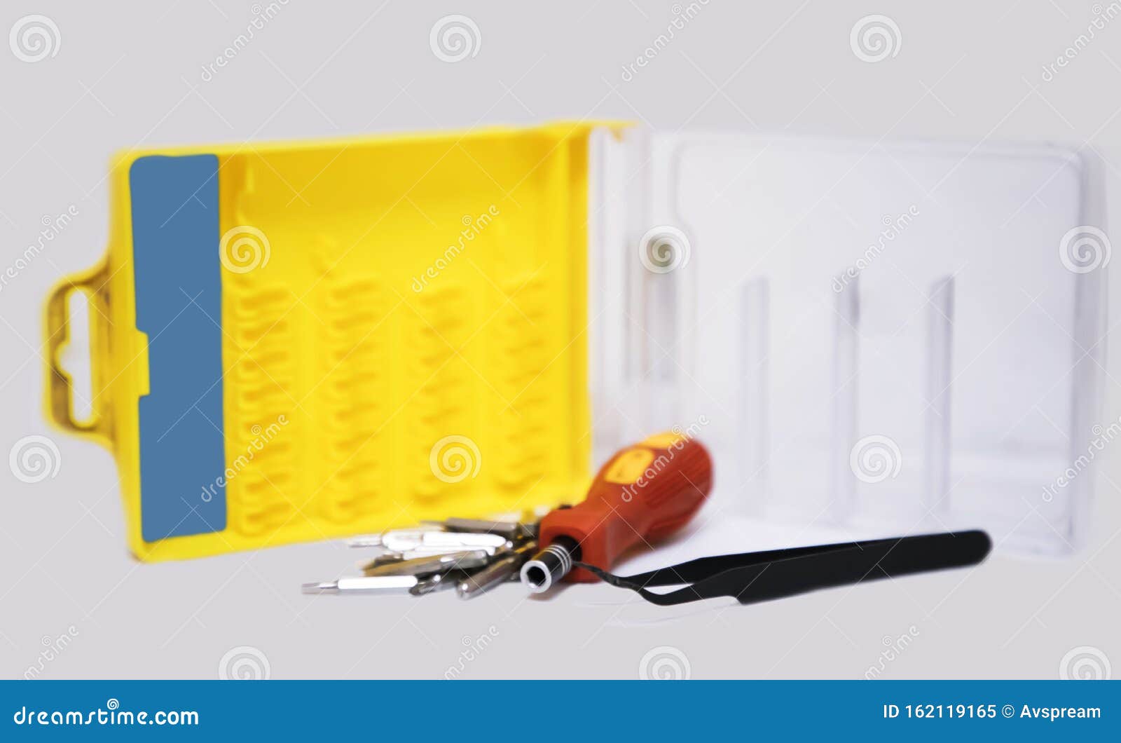 Professional Hardware Driver Tool Kit Multi Functional Hand Tools Kit ...