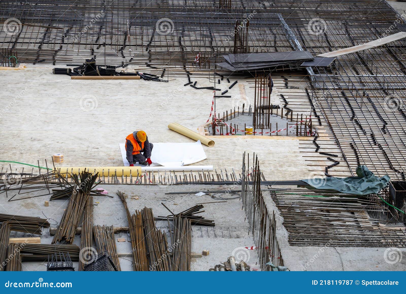 Professional Insulation Worker and Process of Hydro Insulation Stock ...