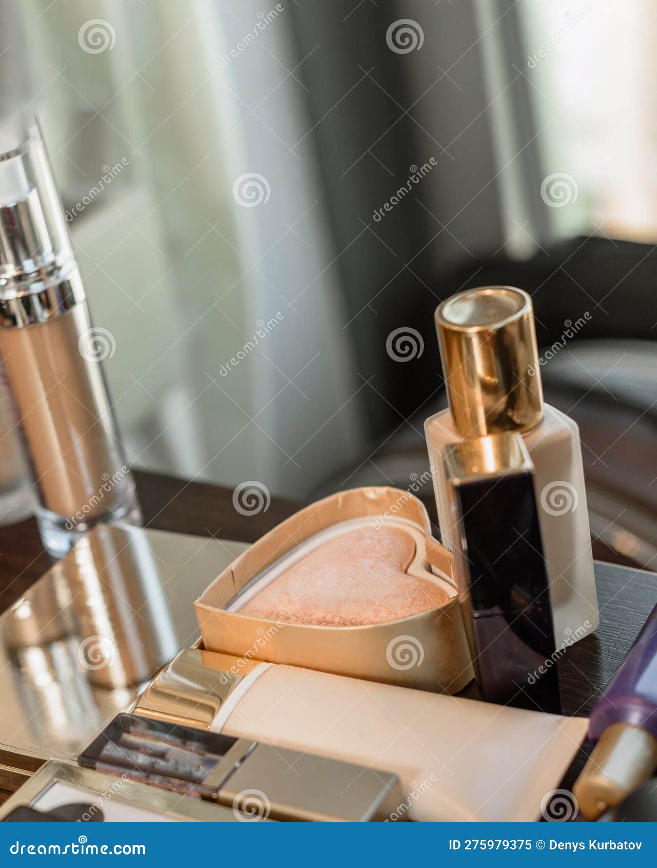 Professional makeup set stock image. Image of face, highlighter - 275979375