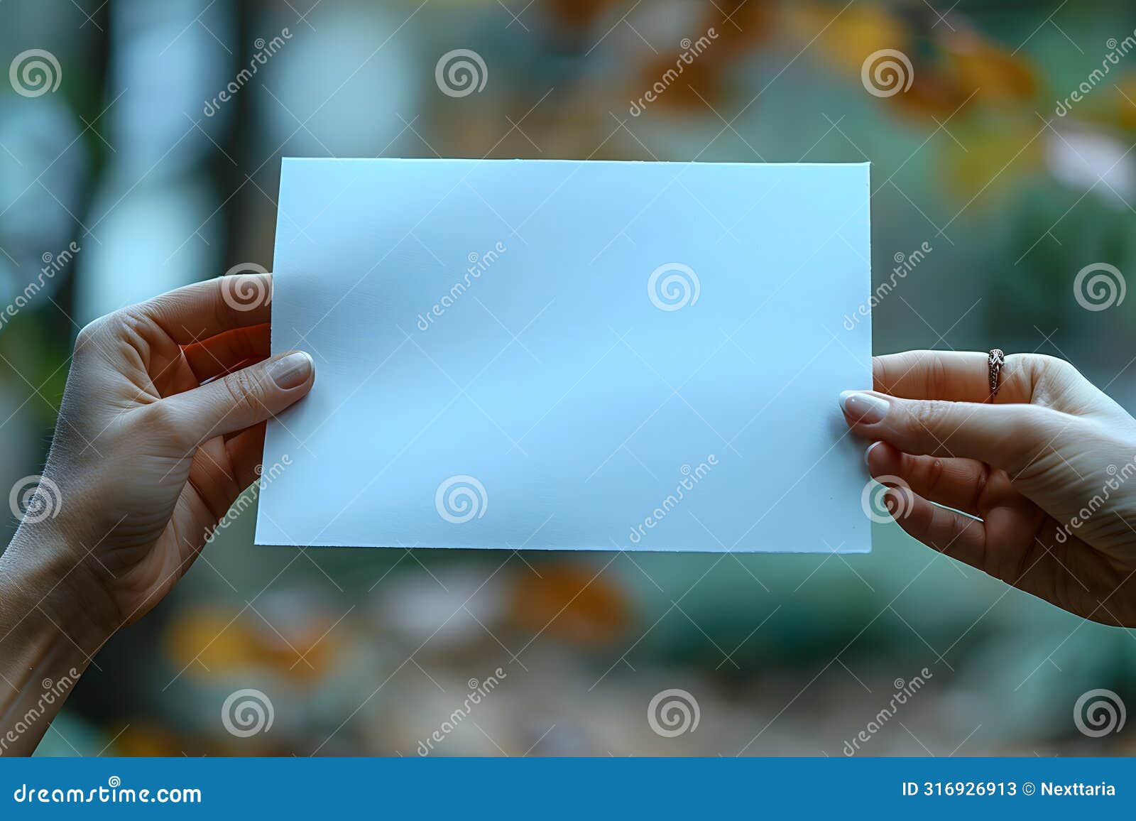 Professional Paperwork Organization - Simple Desk Setup Inspiration ...