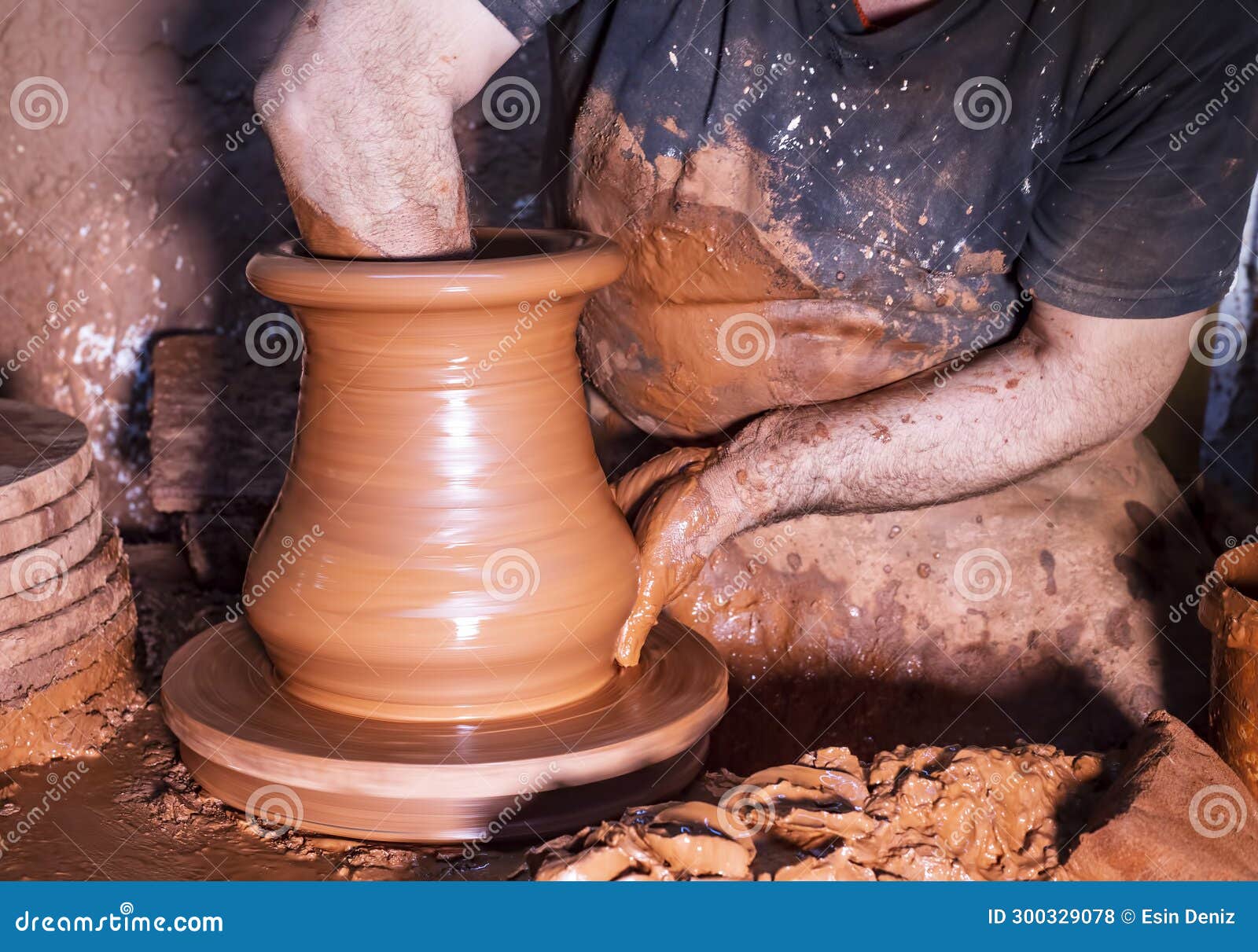 Professional Potter Making Bowl in Pottery Workshop, Studio Stock Photo ...