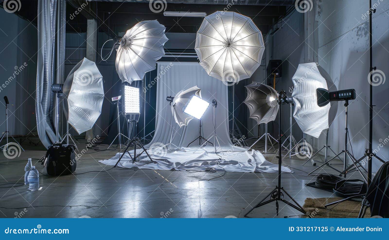 Professional Studio Lighting Setup in Photography Studio Stock Image ...