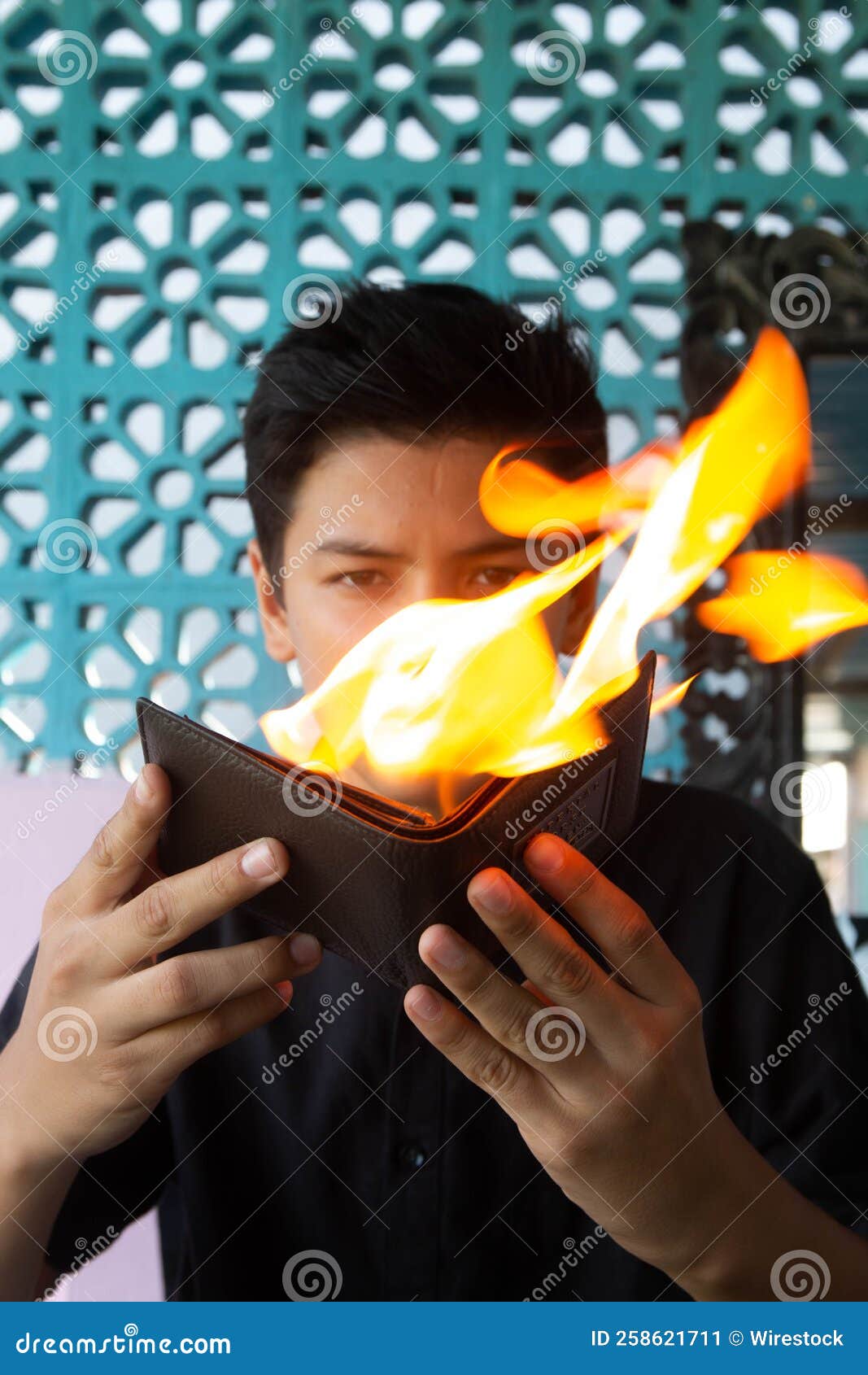 Professionals Fire Wallet - Trick by an Asian Male Stock Image - Image ...