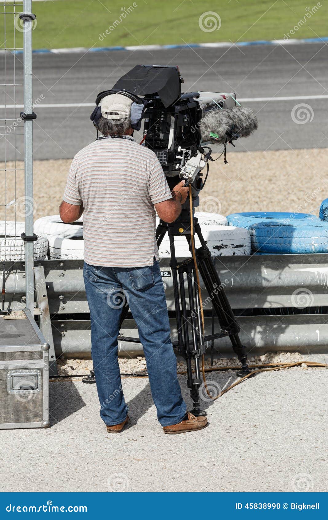 Professionele Cameraman redactionele afbeelding. Image of lens - 45838990