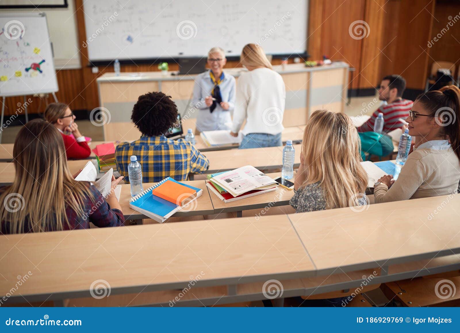 Professor Explaining the Lecture To Students Stock Image - Image of ...