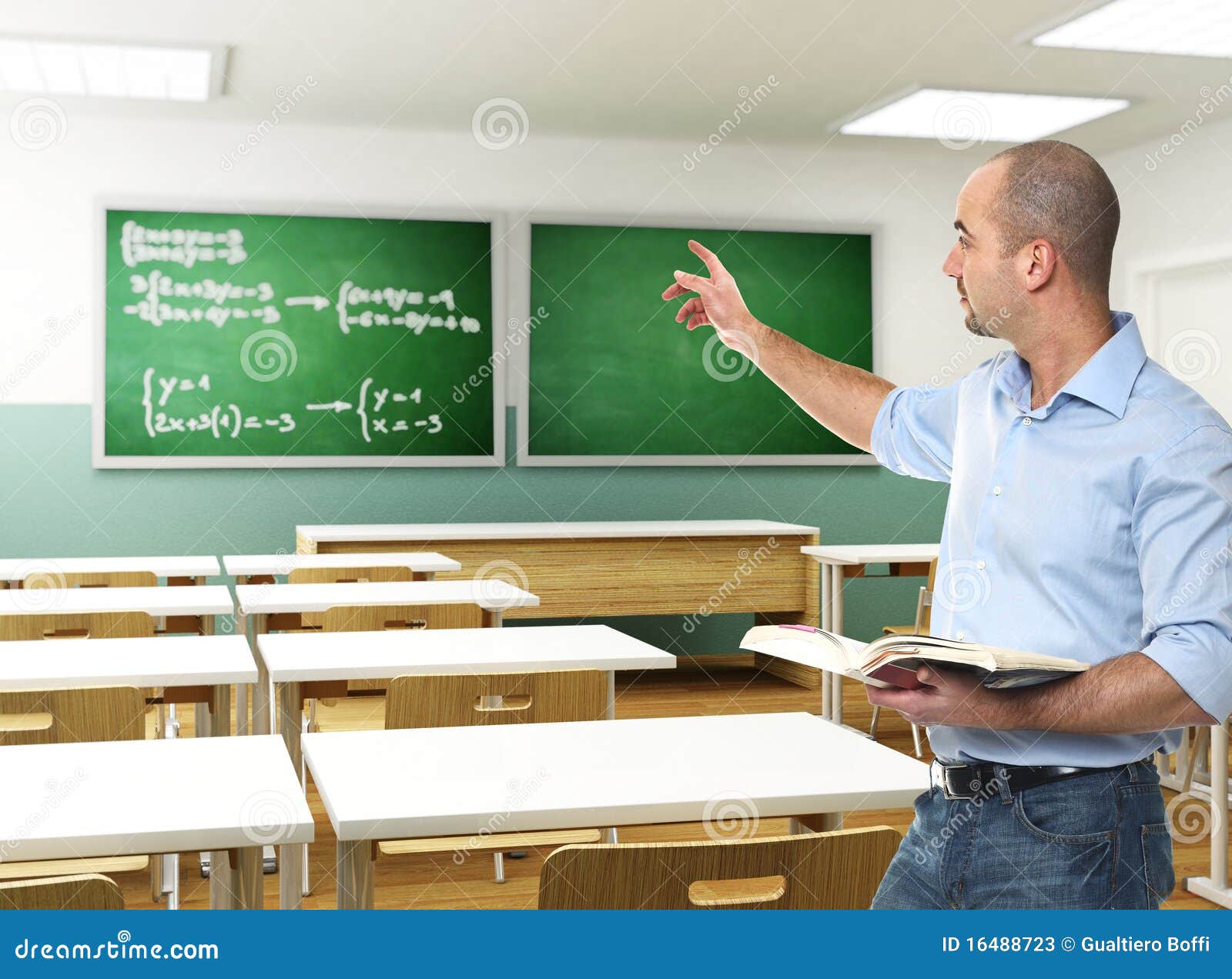 Professor na sala de aula imagem de stock. Imagem de educador - 16488723