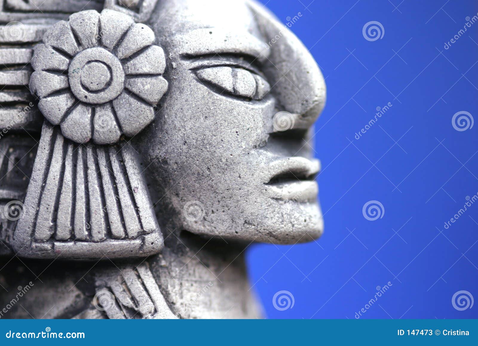 Profil d'un idole mexicain image stock. Image du prière - 147473