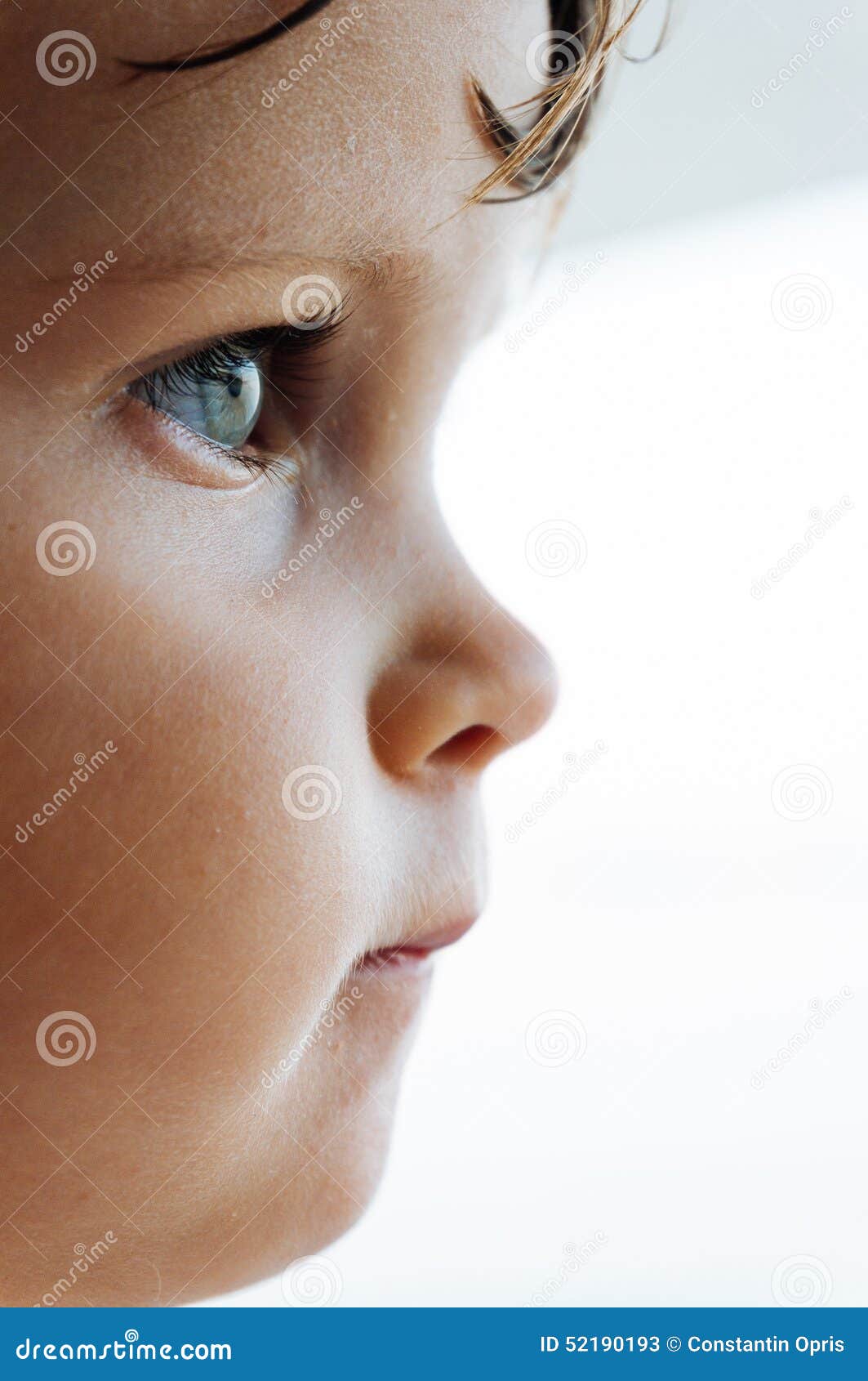 Profil de visage d'enfant image stock. Image du enfance - 52190193