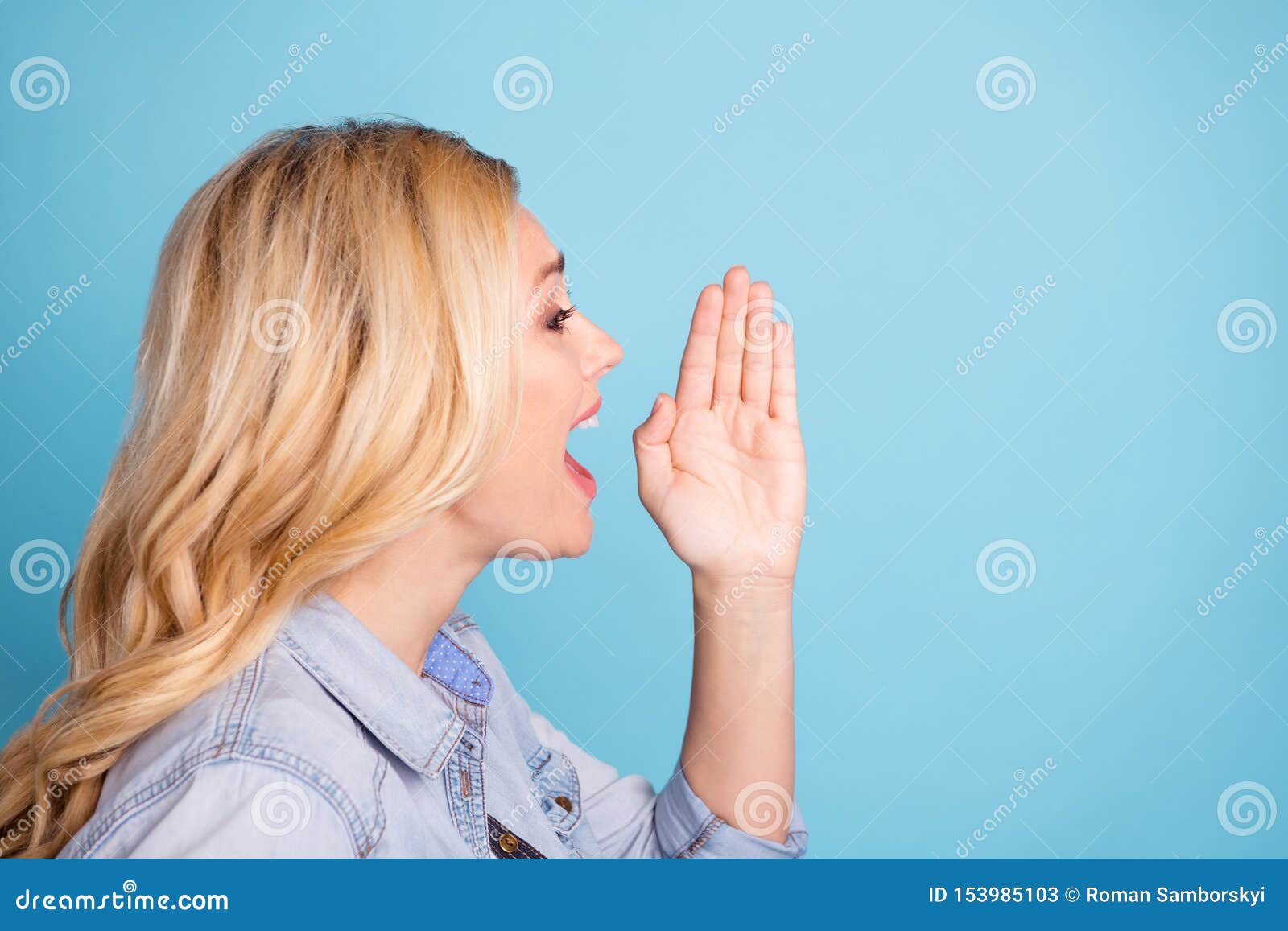 Profile Side Photo of Charming Lady Screaming Shouting Isolated Over ...