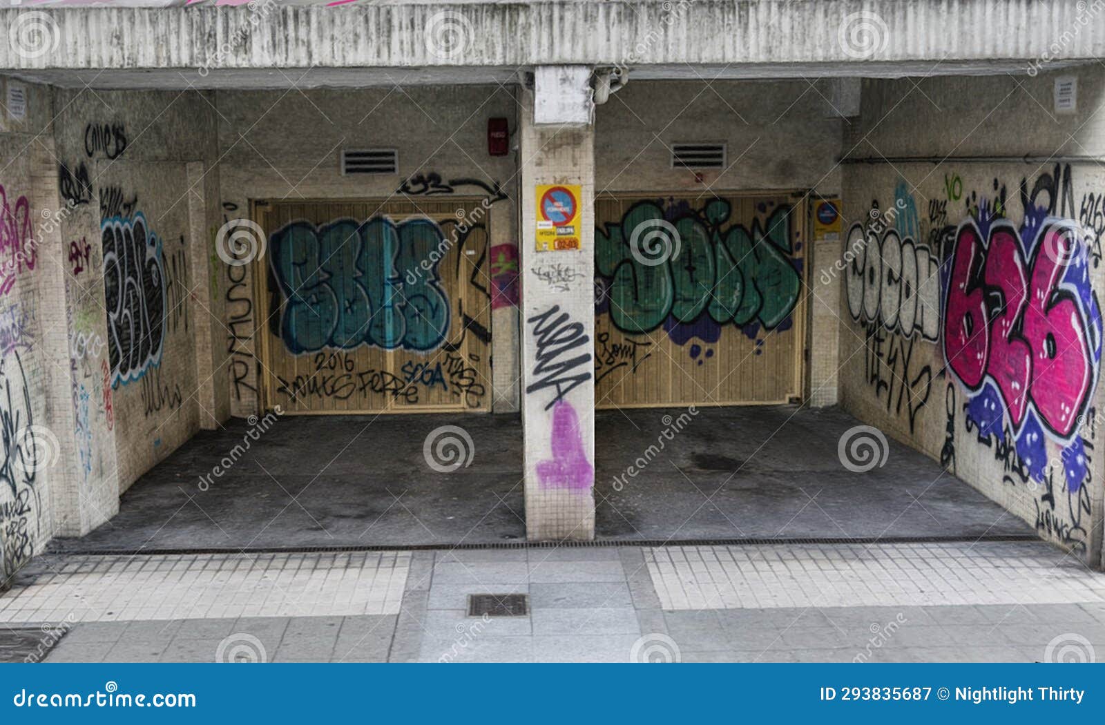 A Random Graffiti Room (3D Scenery) Stock Illustration - Illustration ...