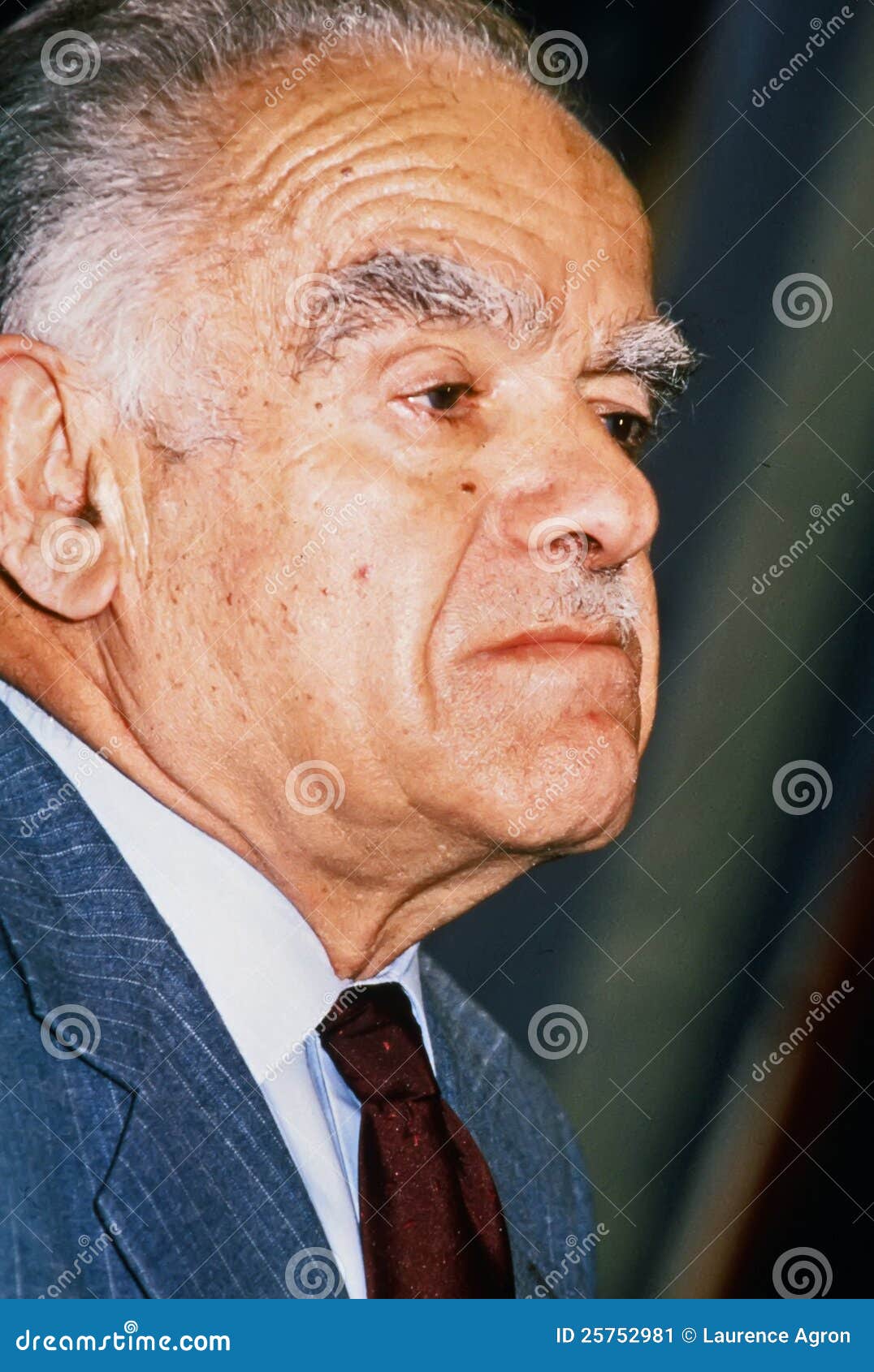 Profile of Yitzhak Shamir editorial photo. Image of foreign - 25752981