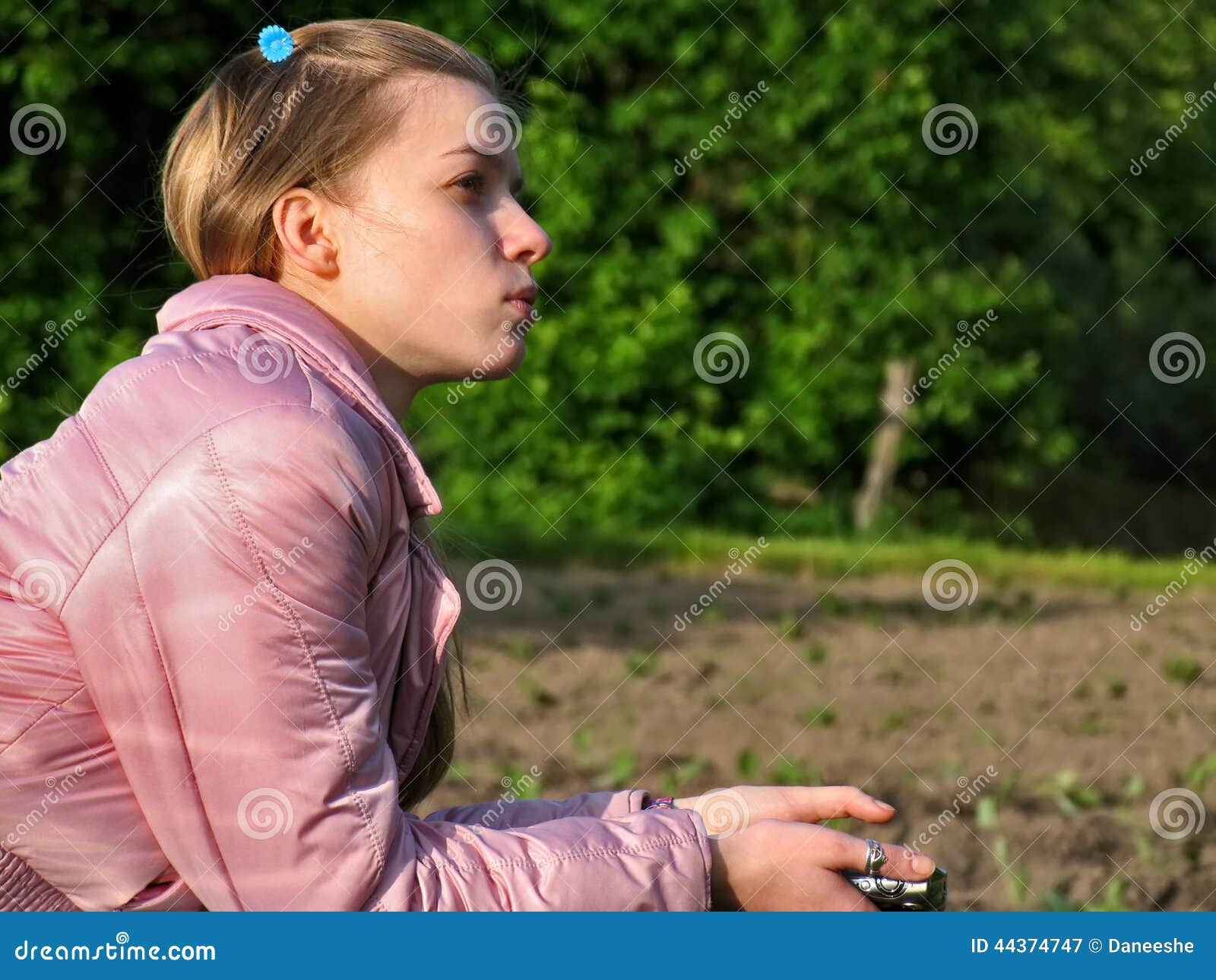 Profile of Young Girl Looking into the Distance Stock Image - Image of ...