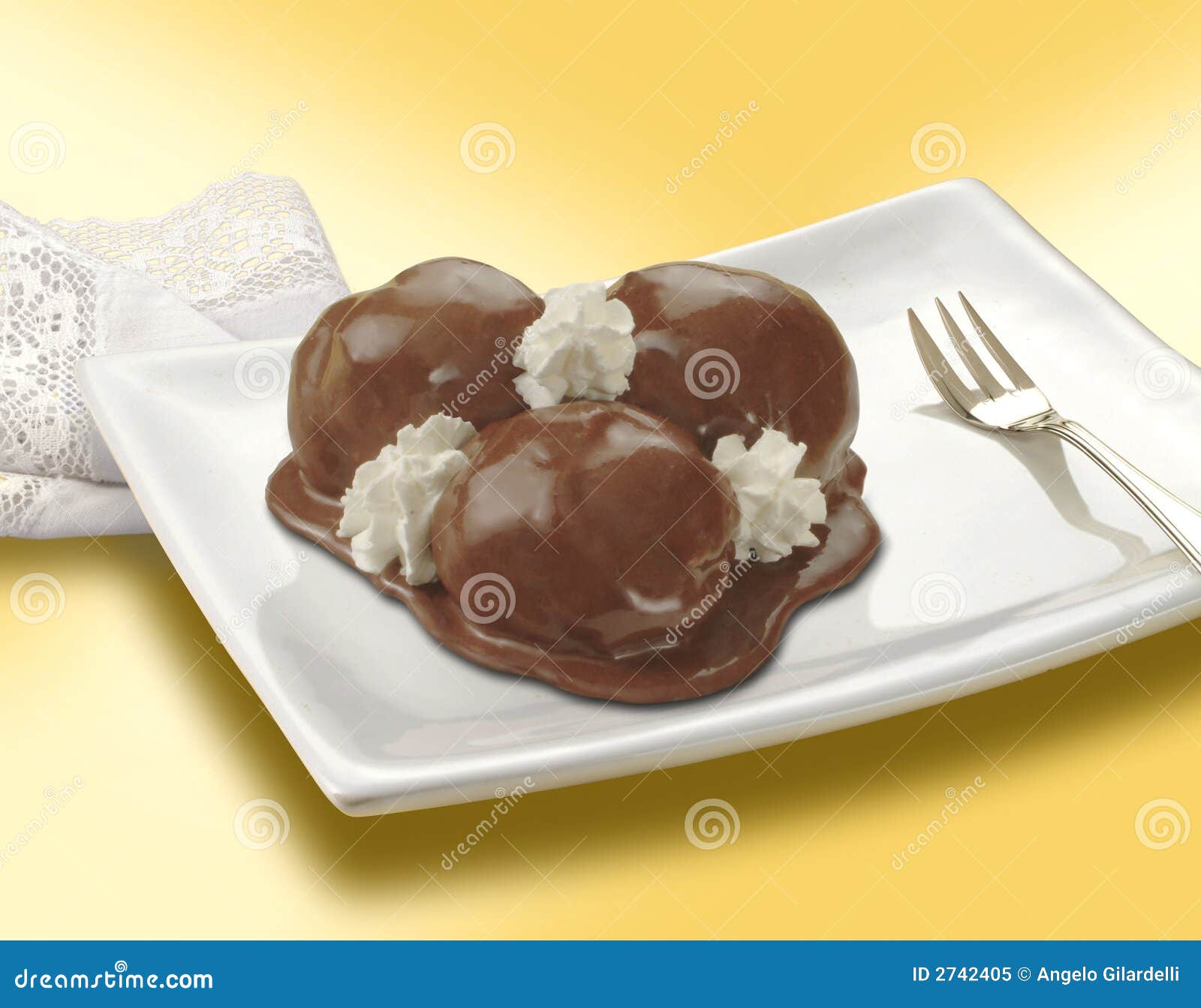 Profiterol - Italian Dessert Stock Image - Image of three, fork: 2742405