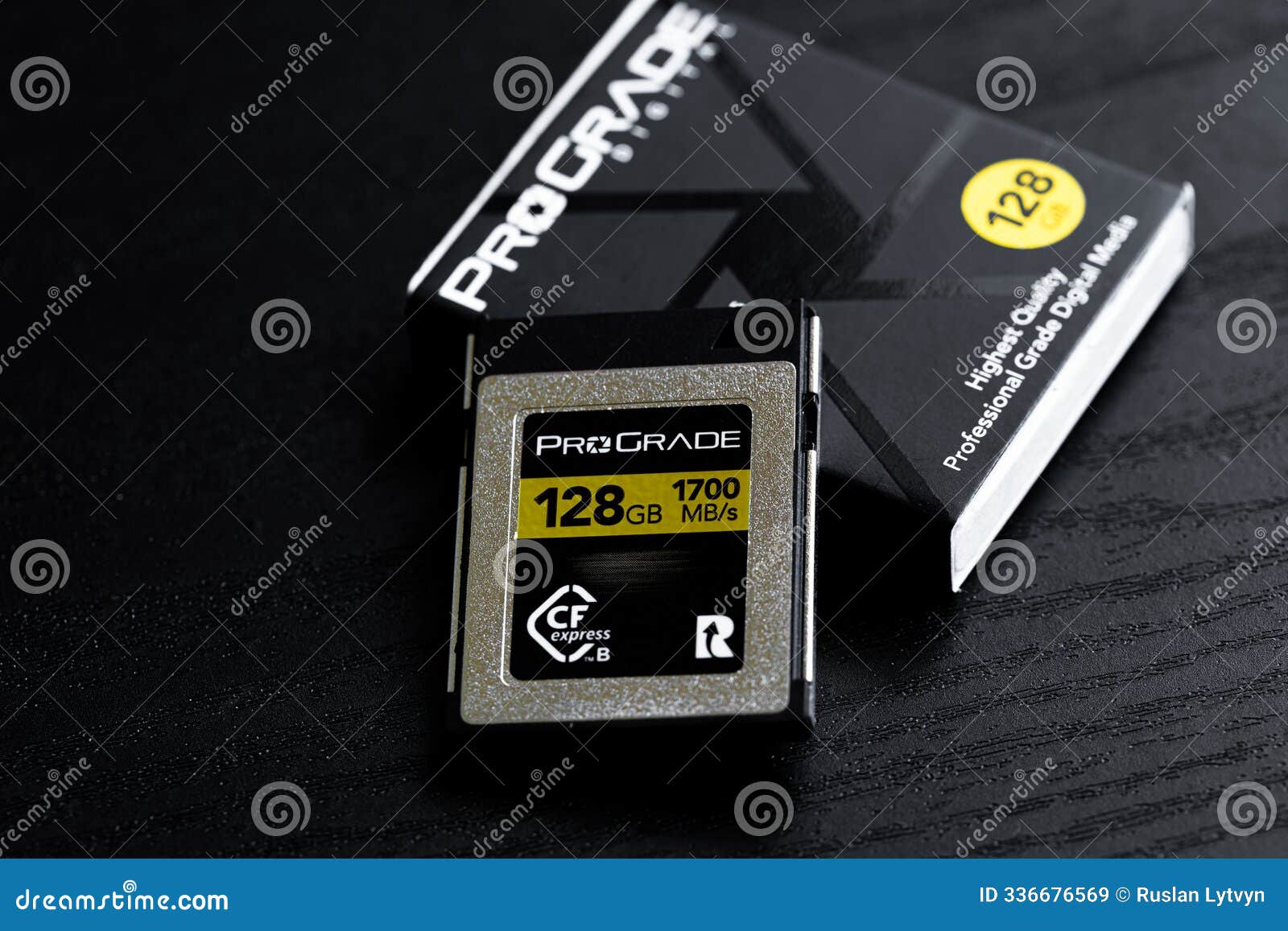 ProGrade Digital CFexpress Type B Memory Card 128 GB Editorial Stock ...