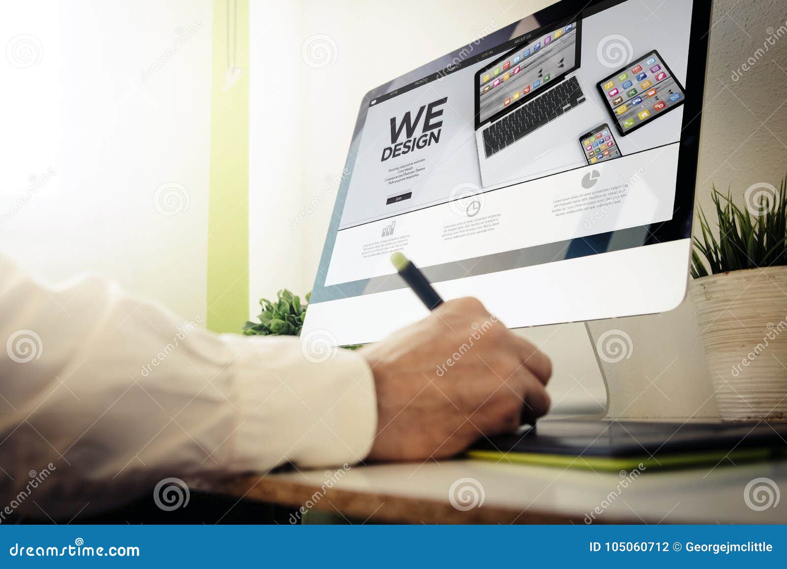 Programador Web Que Projeta O Wedesign Foto de Stock - Imagem de ...