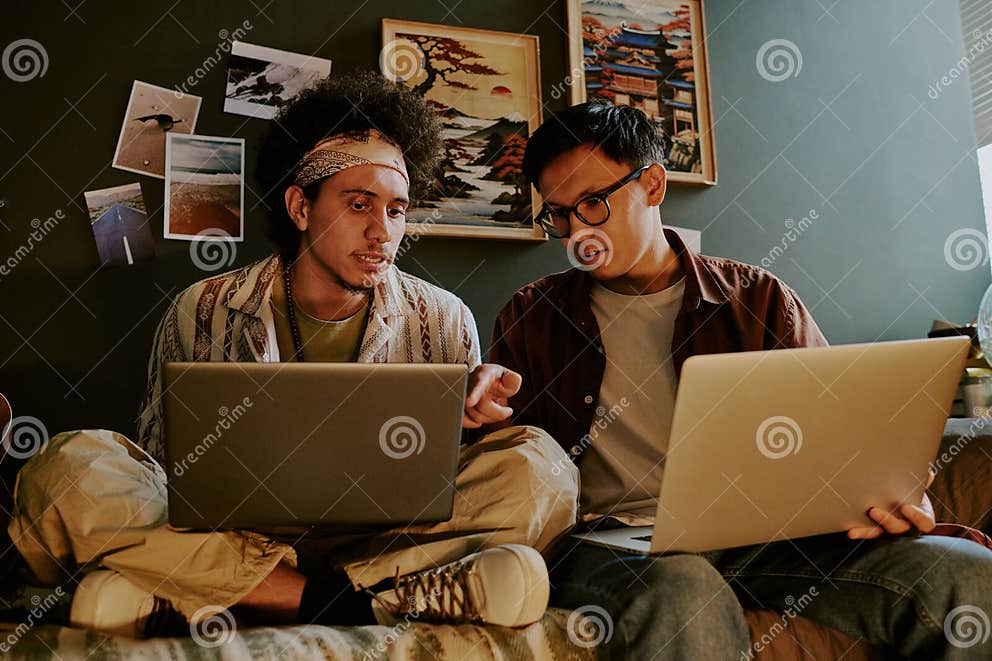 Programmers Discussing Technical Problem Stock Image - Image of ...