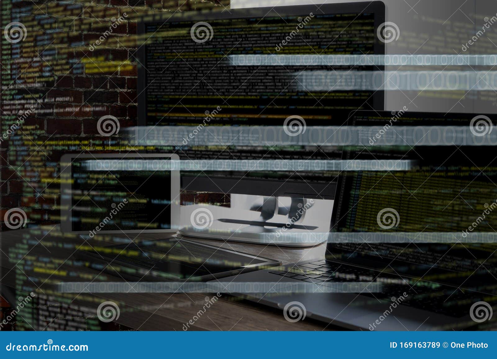 Programmiercode Abstrakter Technologie-Hintergrund Entwickler Programmierung Und Codierung ...