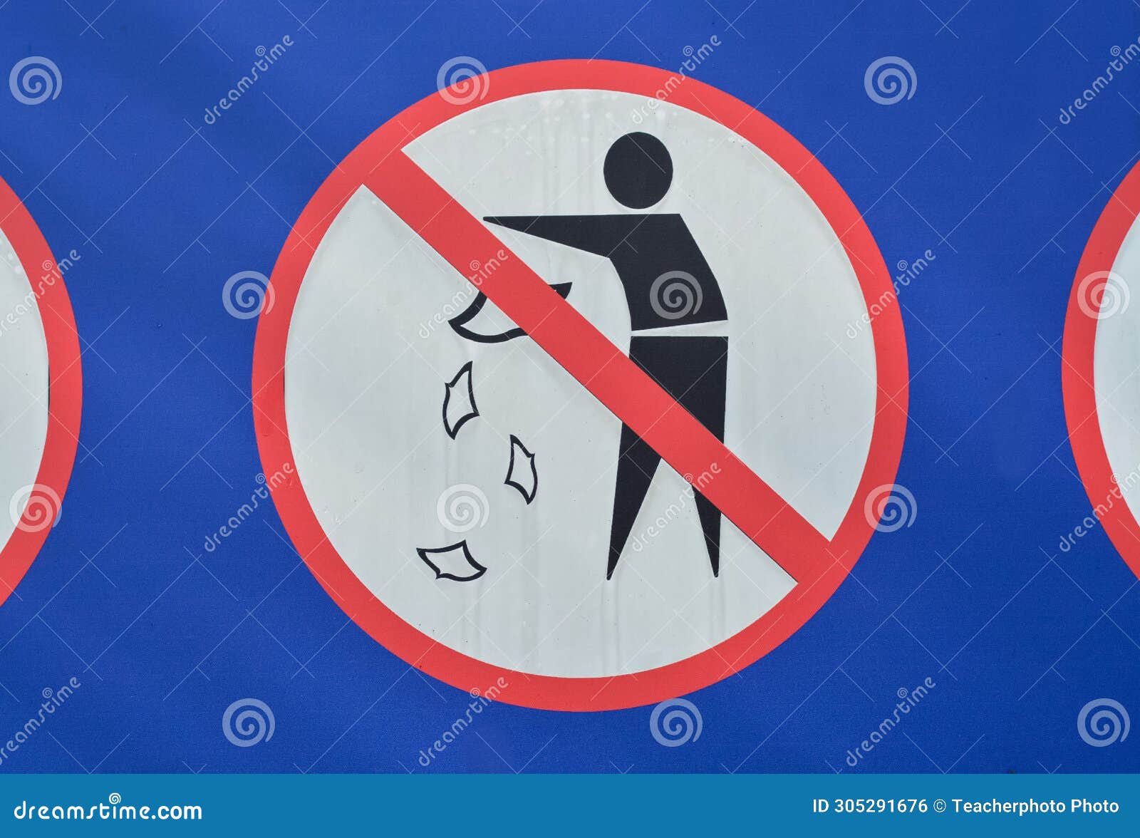 Prohibition: No Throwing Litter and Rubbish Signboard in the Park Stock ...