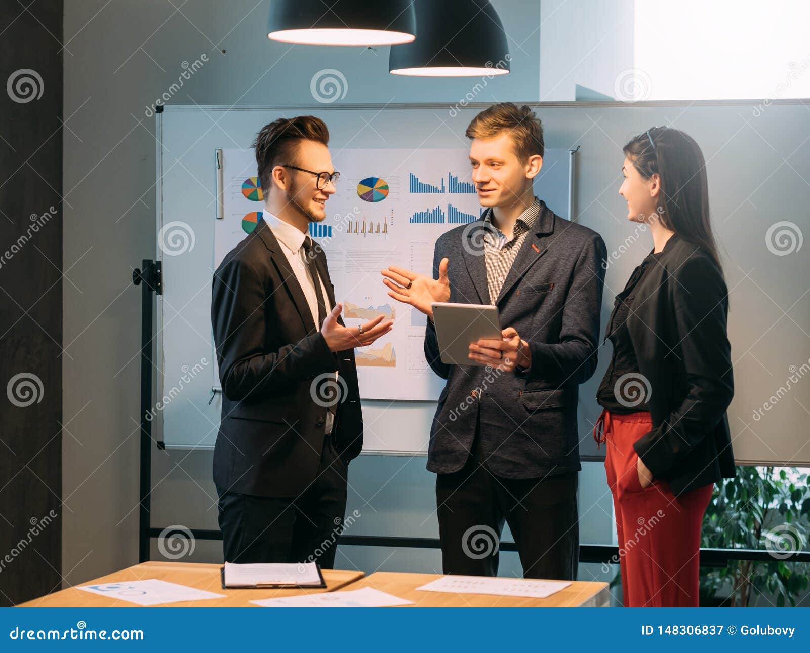 Project Management Colleagues Discussing Project Stock Image - Image of ...