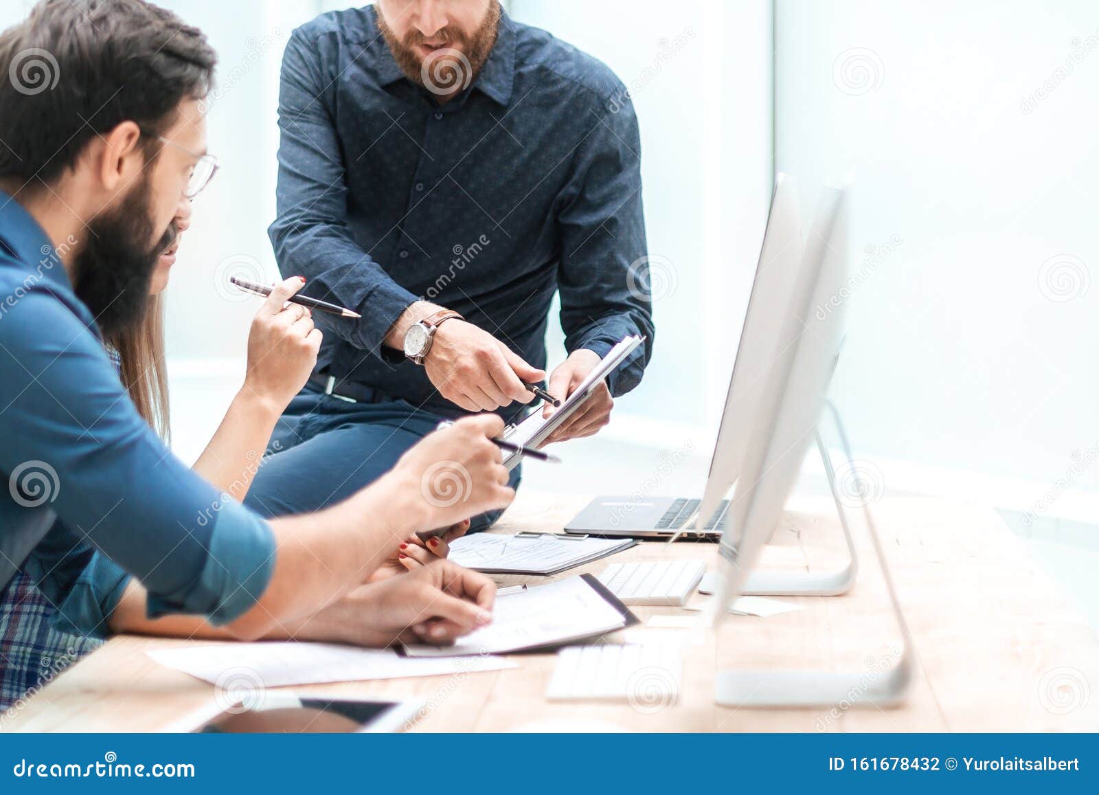 Project Manager Explaining To the Staff the Current Task Stock Photo ...