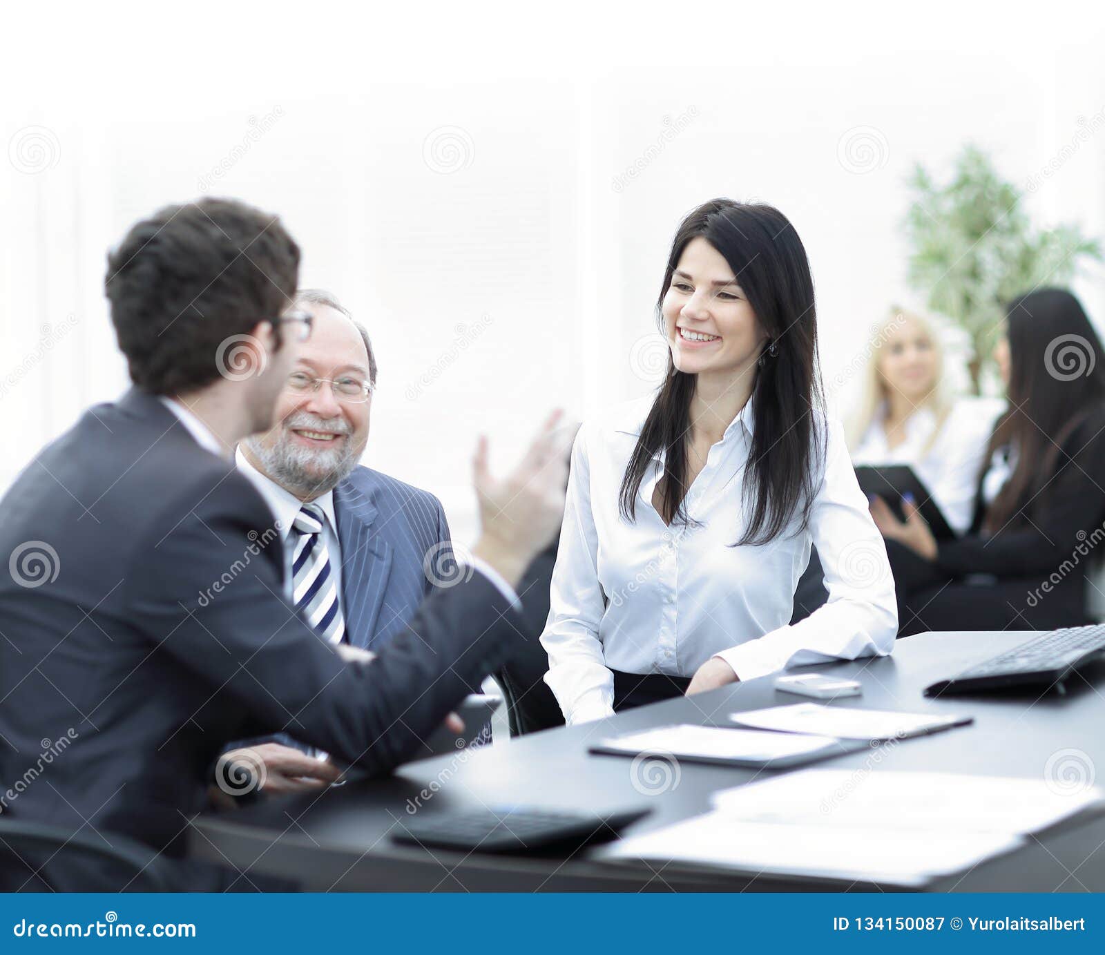 Project Manager and Staff Talking at the Desk Stock Image - Image of ...