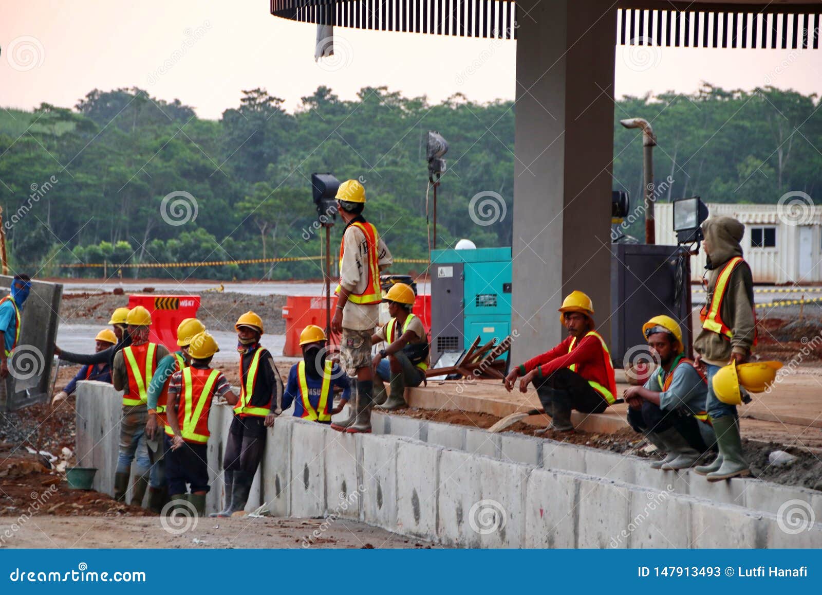 Project Workers when Handling Waterways in the Construction Editorial ...