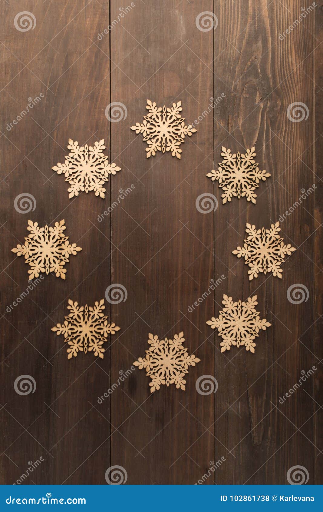 Projeto De Madeira Do Quadro Do Floco De Neve Na Tabela De Madeira Foto ...