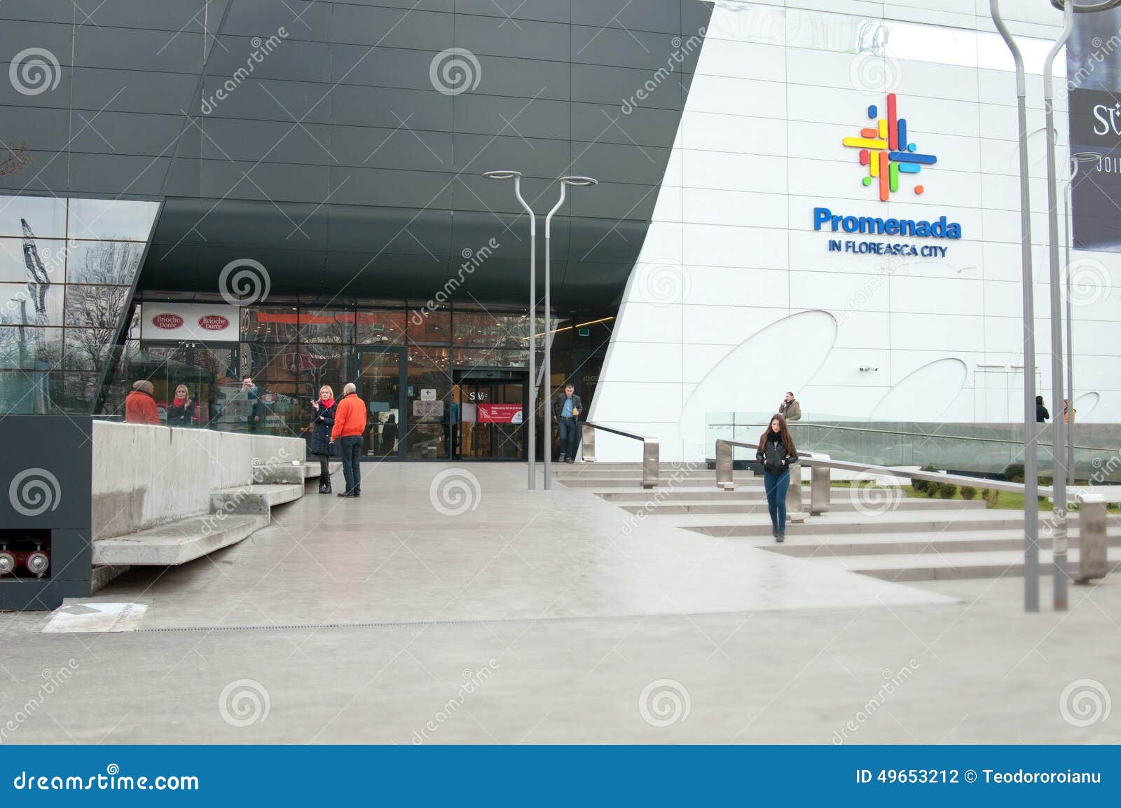 Promenada Mall Sign Editorial Photo | CartoonDealer.com #125061043