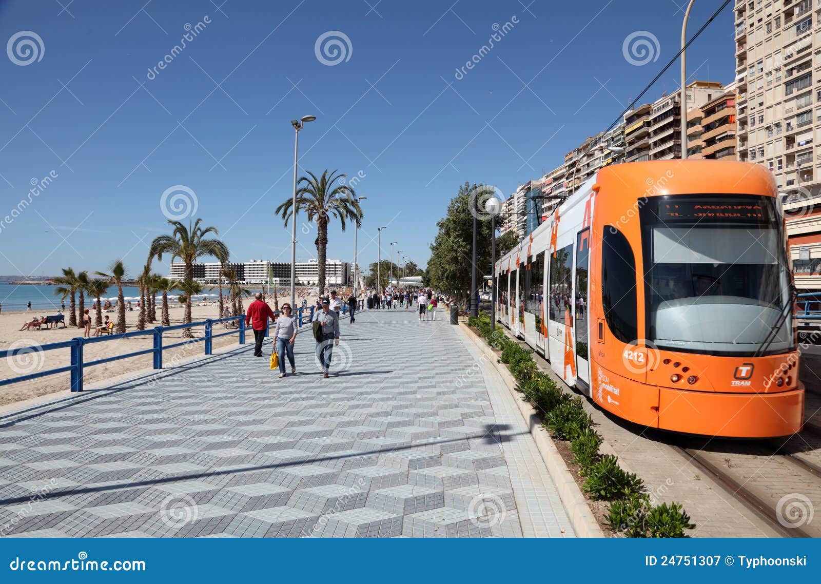 Promenade in Alicante, Spain Editorial Photography - Image of walking ...