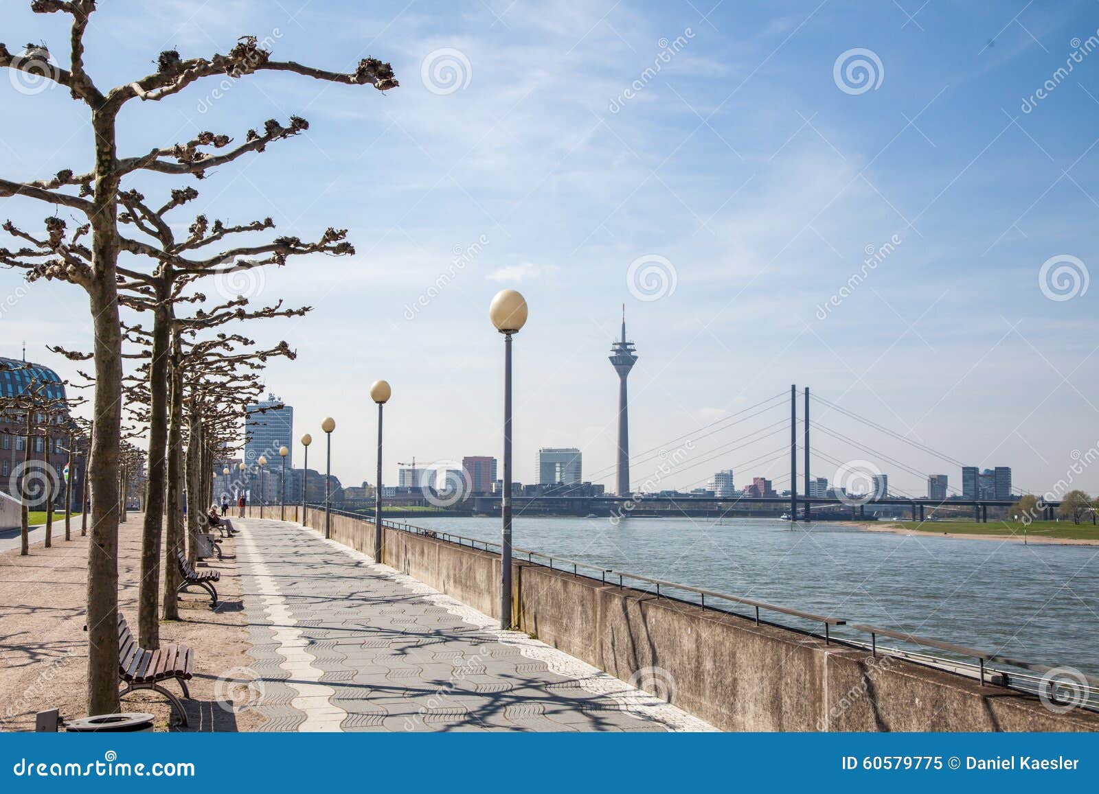 Promenade Along River Rhine in Dusseldorf Editorial Image - Image of ...