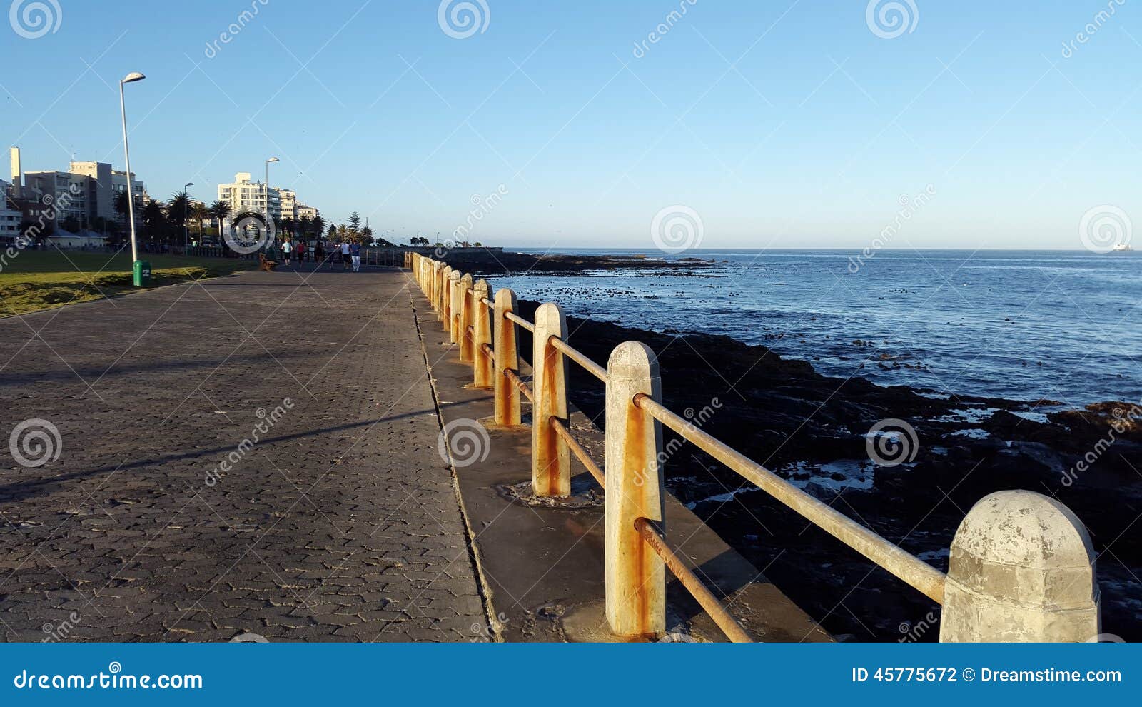 "promenade" de SeaPoint foto de archivo. Imagen de punta - 45775672