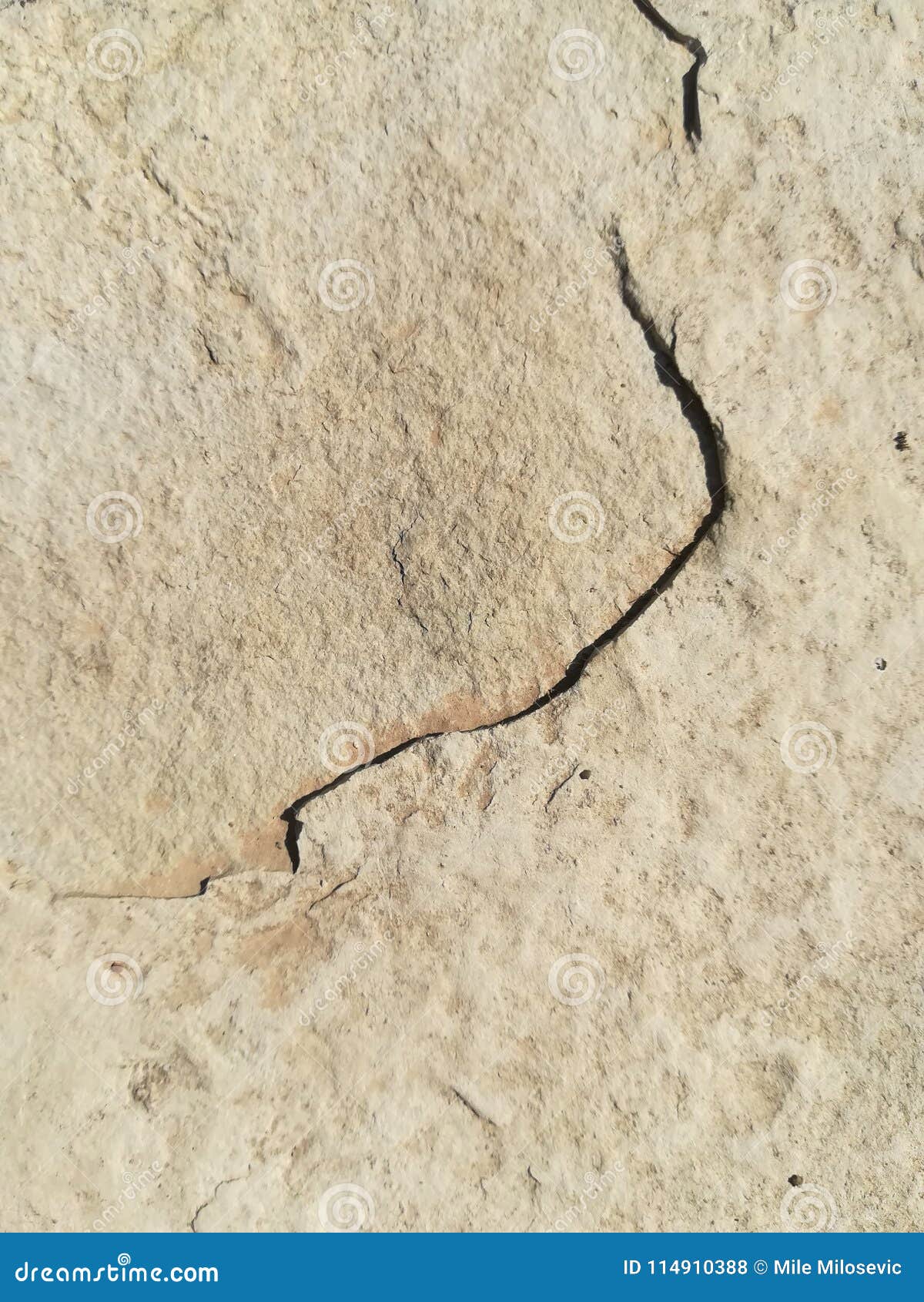Pronounced Effect Crack in a Wall Stock Photo - Image of cracked ...