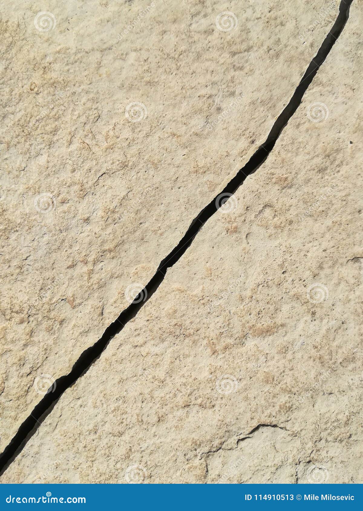 Pronounced Effect Crack in a Wall Stock Image - Image of textures ...