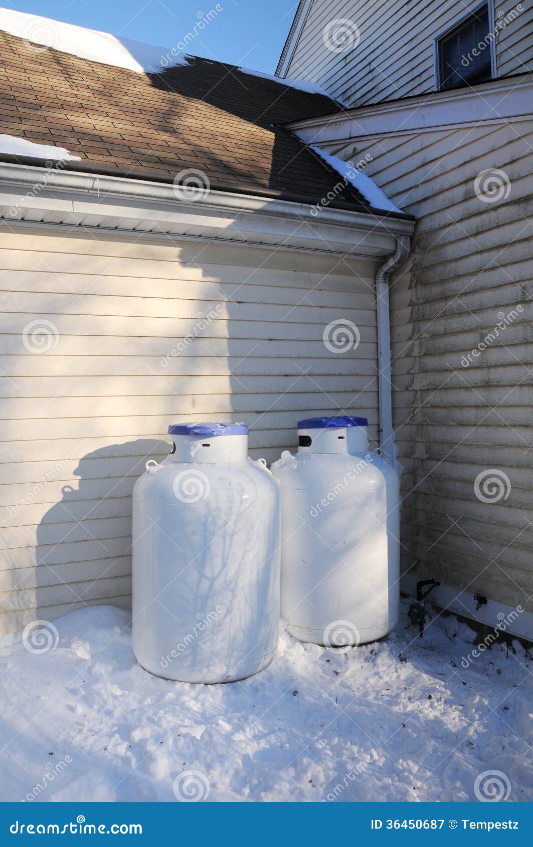 116 Cold Propane House Stock Photos - Free & Royalty-Free Stock Photos ...