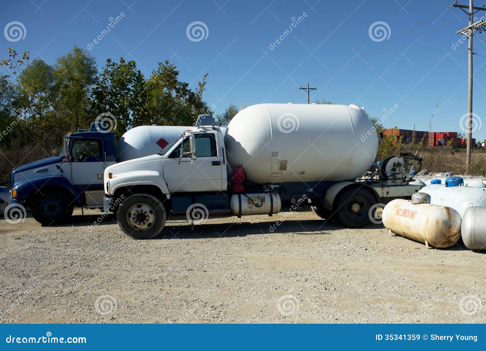 Propane Trucks stock image. Image of steel, tanks, plant - 35341359
