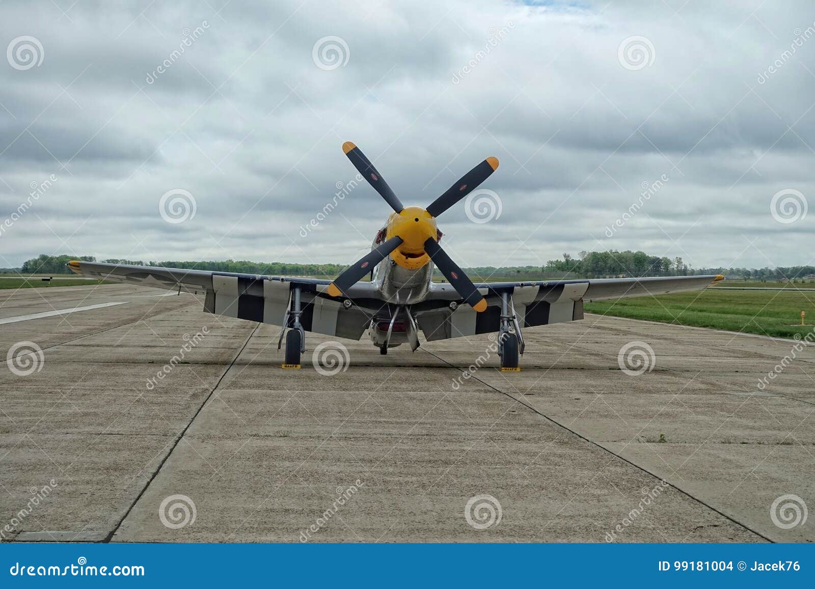 Propeller fighter plane stock photo. Image of metalic - 99181004