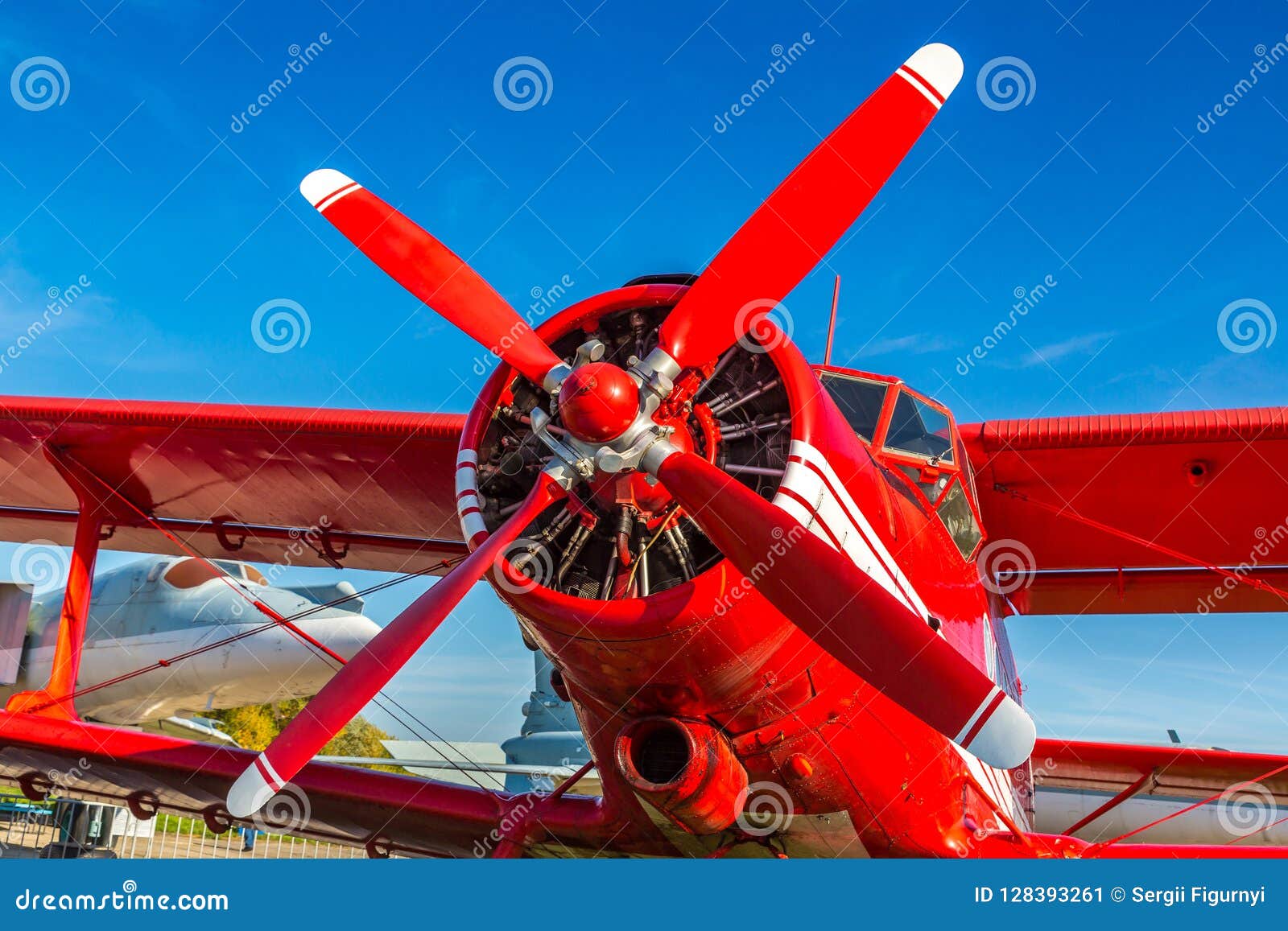 Propeller of Red biplane editorial photo. Image of aircraft - 128393261