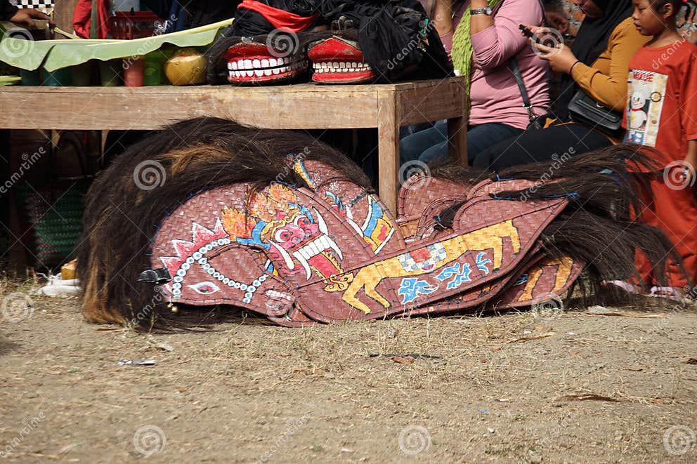 Properties of the Ebeg Dance or Also Called Kuda Lumping Editorial ...