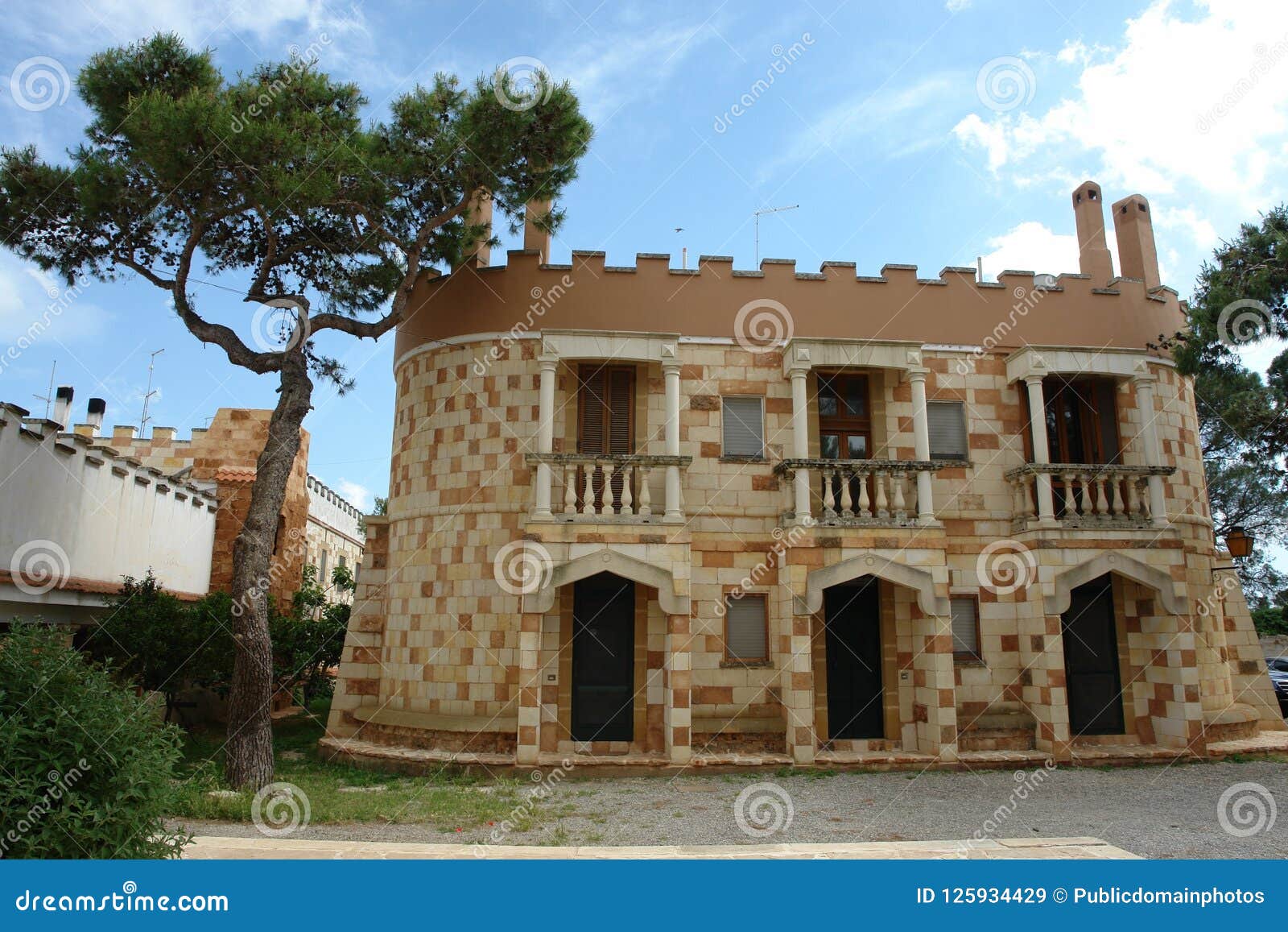 Property, Estate, House, Mansion Picture. Image: 125934429