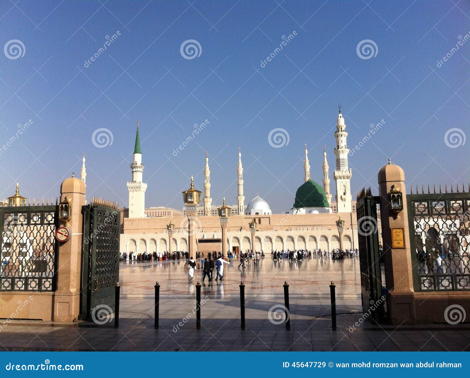 The Prophet Muhammad S Masjid Editorial Stock Image - Image of view ...