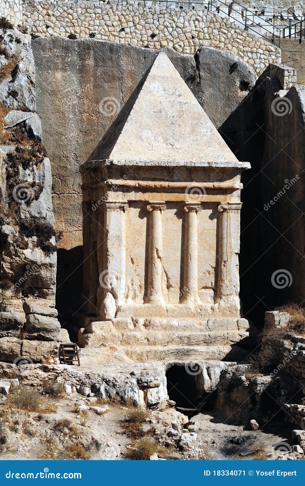 Tomb Of Zechariah, Jewish Tradition To Be The Tomb Of Zechariah Ben ...
